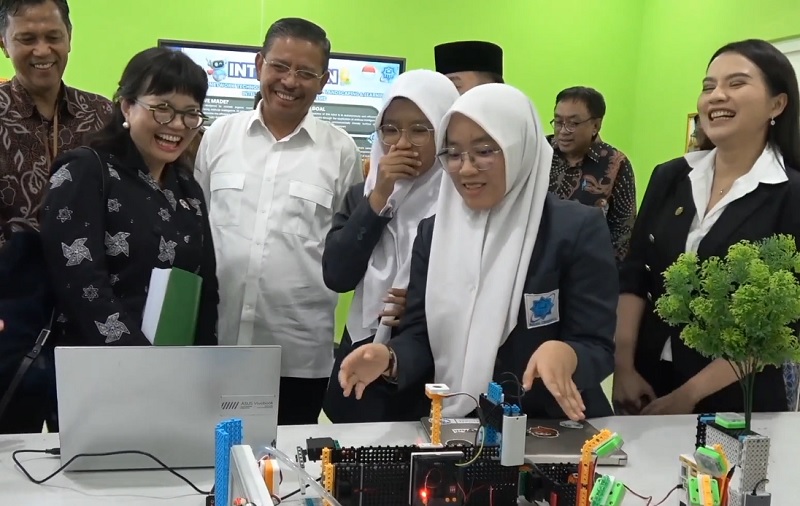 MAN IC OKI Jadi Percontohan Sekolah Sains Nasional Garuda Transformasi ...